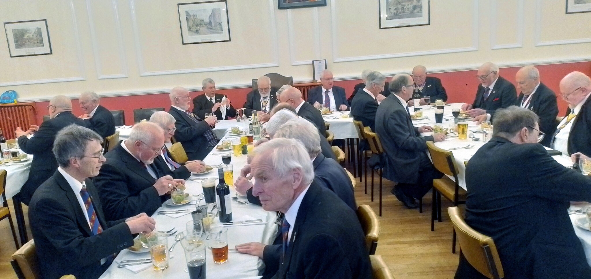 Good friends reunited at William de Irwin Mark, Yeovil – Somerset Mark ...
